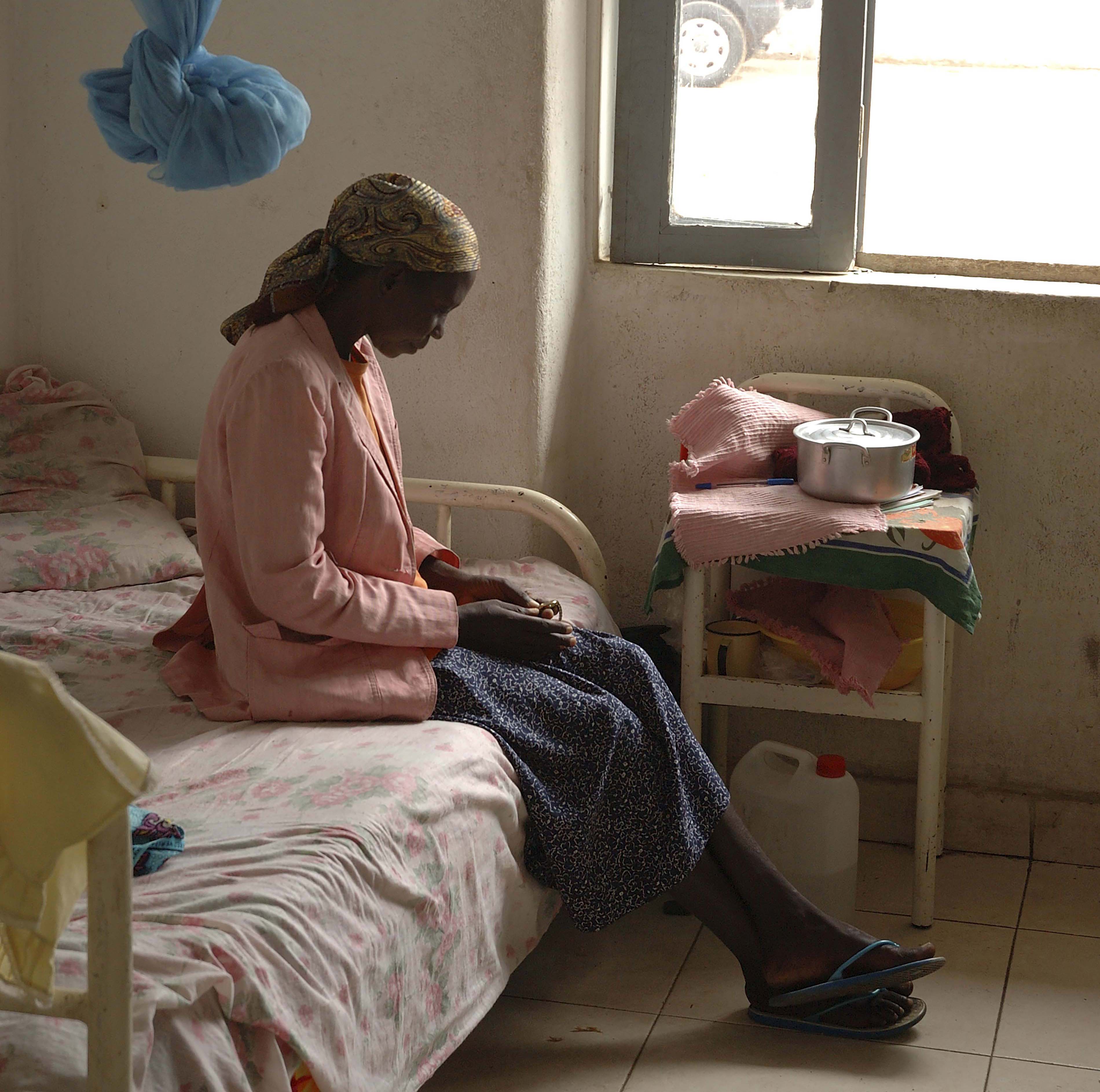 Running out of Breath - TB Care in the 21st Century | Médecins Sans ...