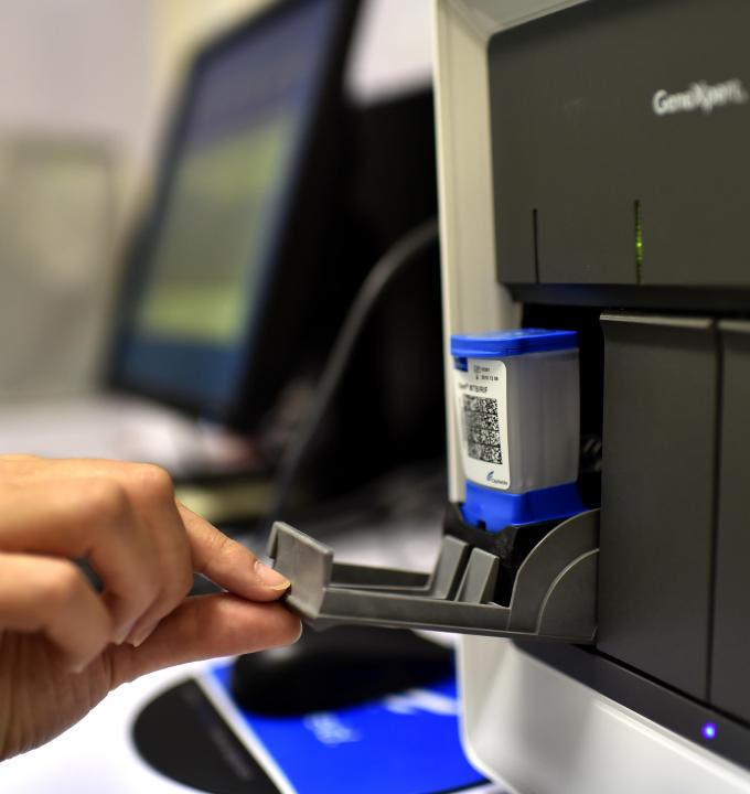 Time for $5: GeneXpert diagnostic tests | Médecins Sans Frontières ...